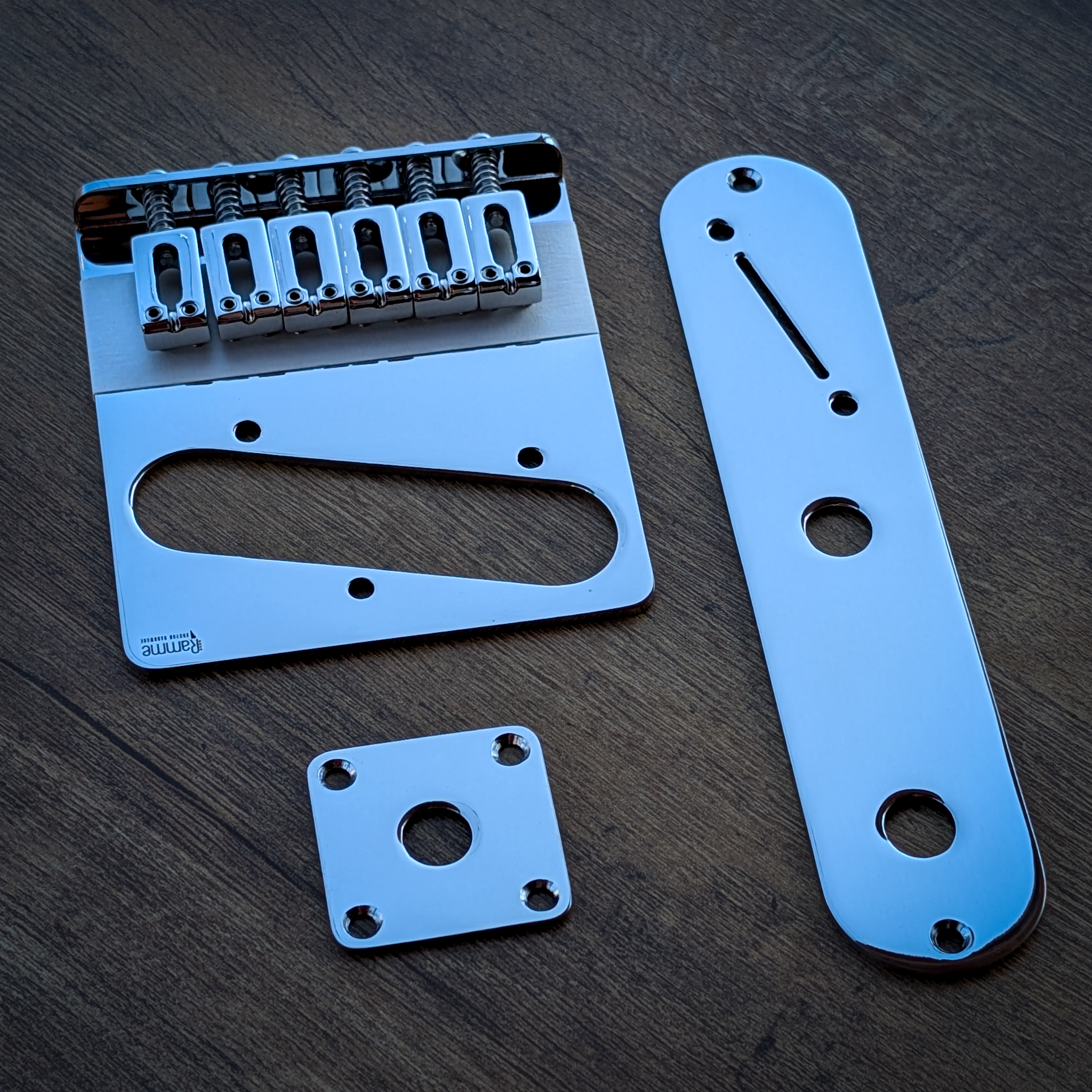 TL Kit Ramme Modern – Mbit Guitars